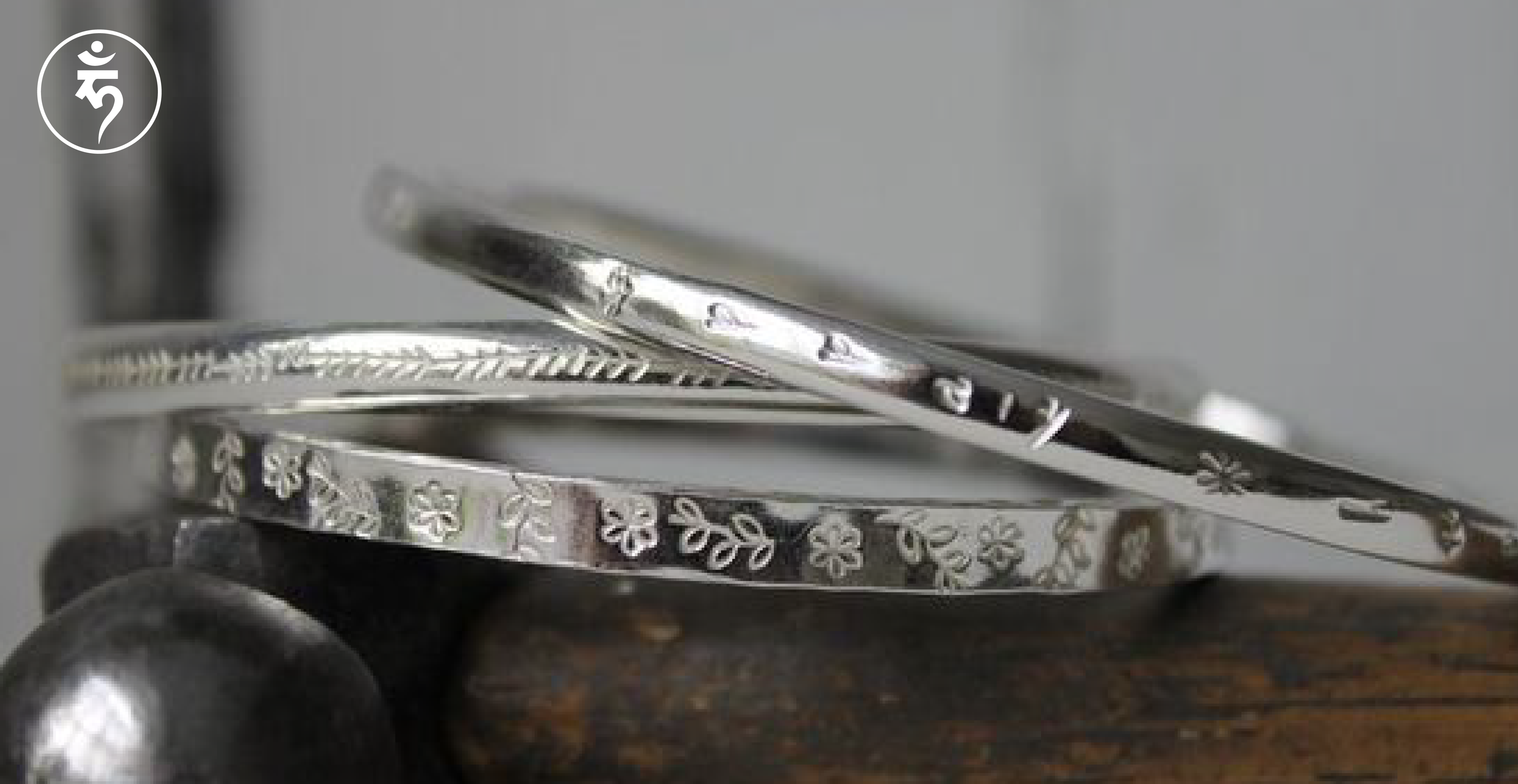 HOW DOES 925 STERLING SILVER Vs PURE SILVER